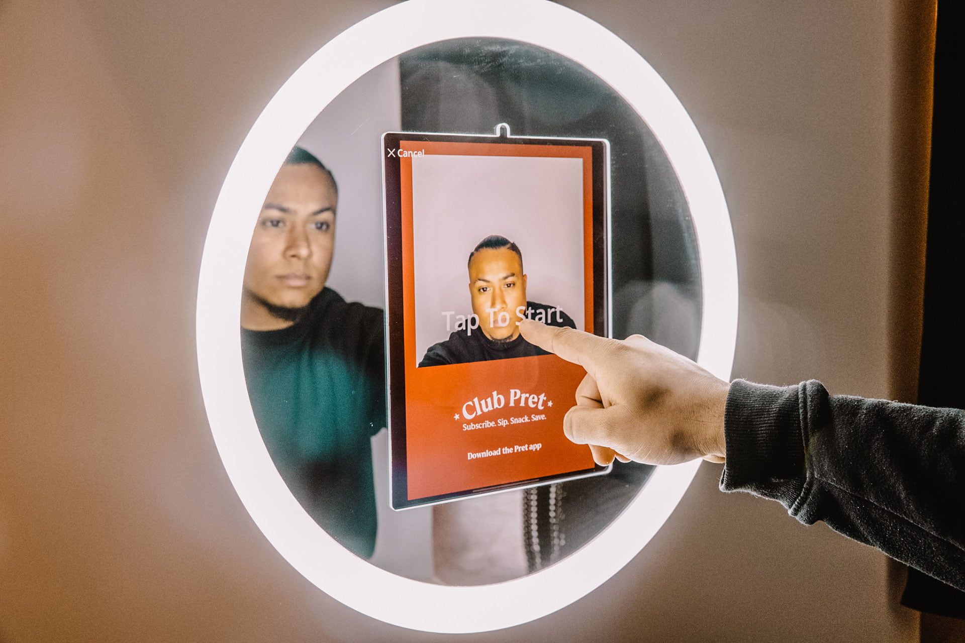 Modern Classic Booth - Megabooth