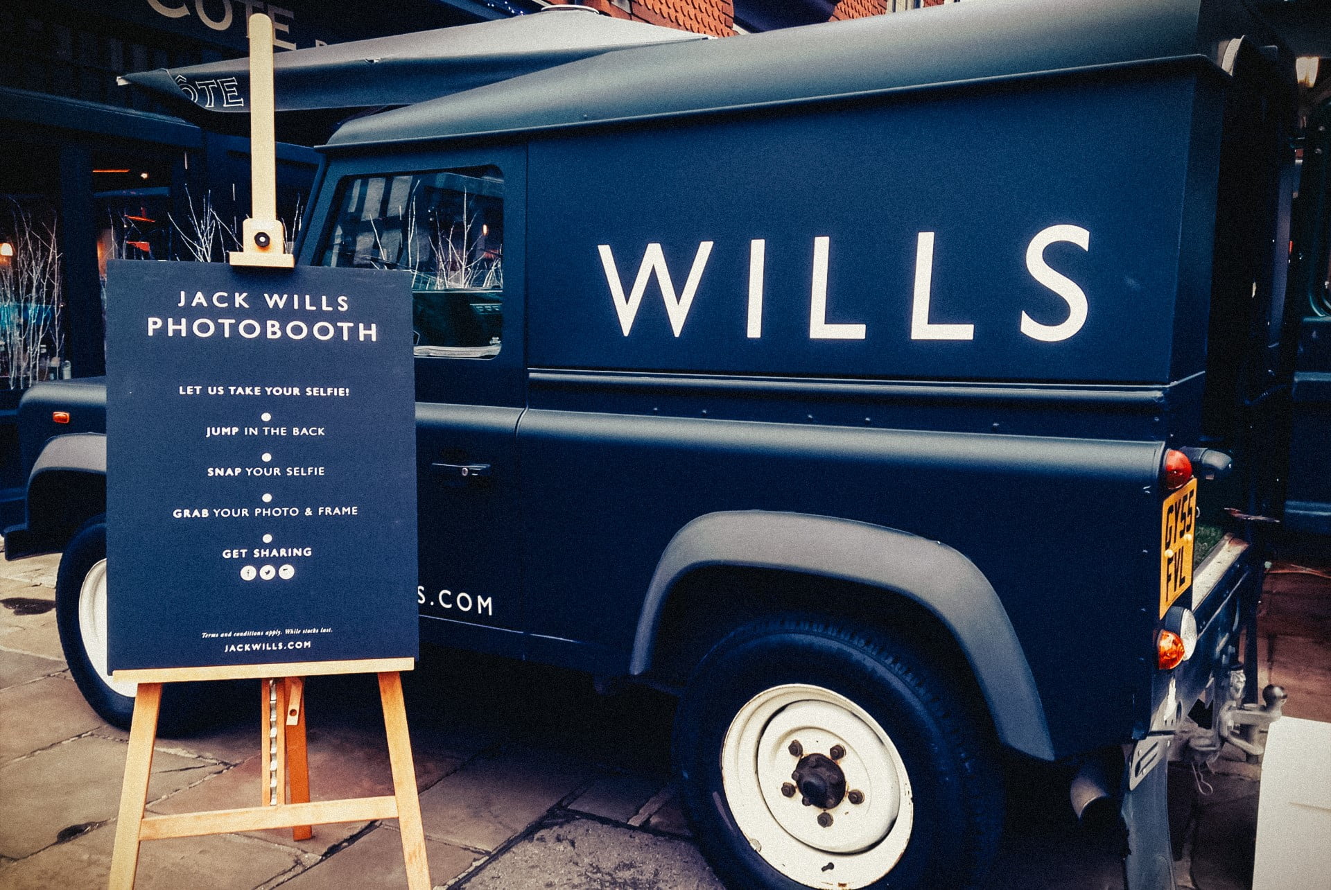 Car Photo Booths in London | Megabooth Photo Experiences